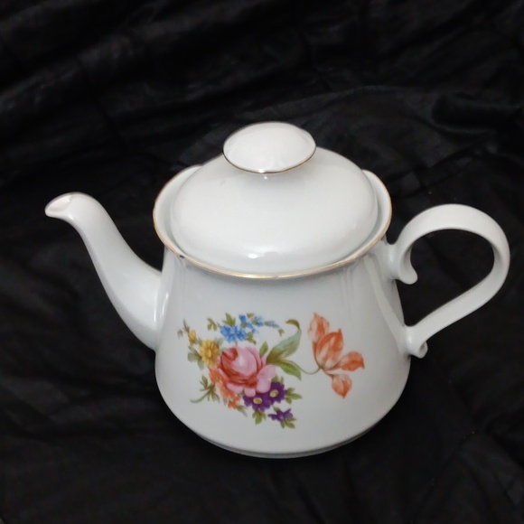 East Germany | Kitchen | Vintage East Germany Teapot | Poshmark